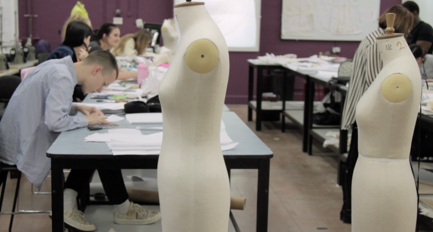 Weben für die Zukunft: London College of Fashion – Scabal