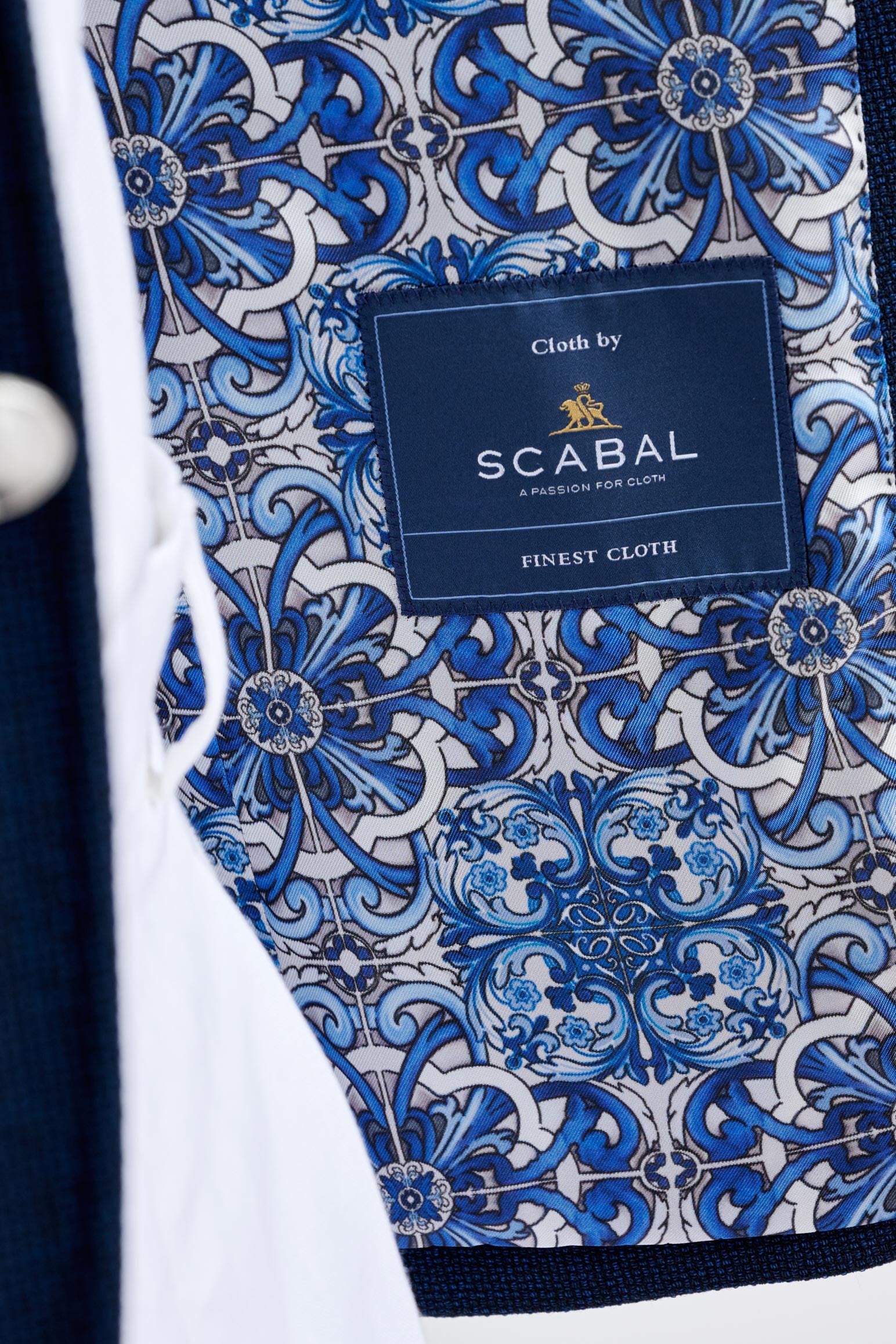 Scabal Official Store | Tailored menswear & luxury fabrics of England