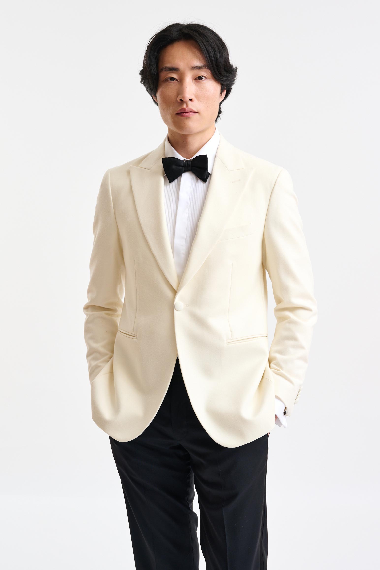 Light Beige Wool Kenton Tuxedo Flannel & Saxony – Scabal