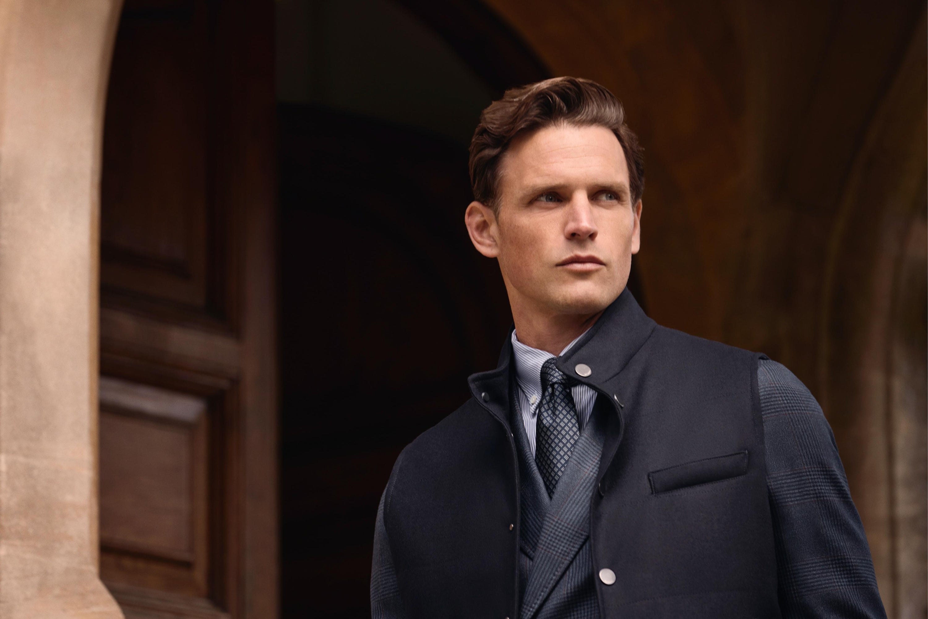 Scabal Official Store | Tailored menswear & luxury fabrics of England