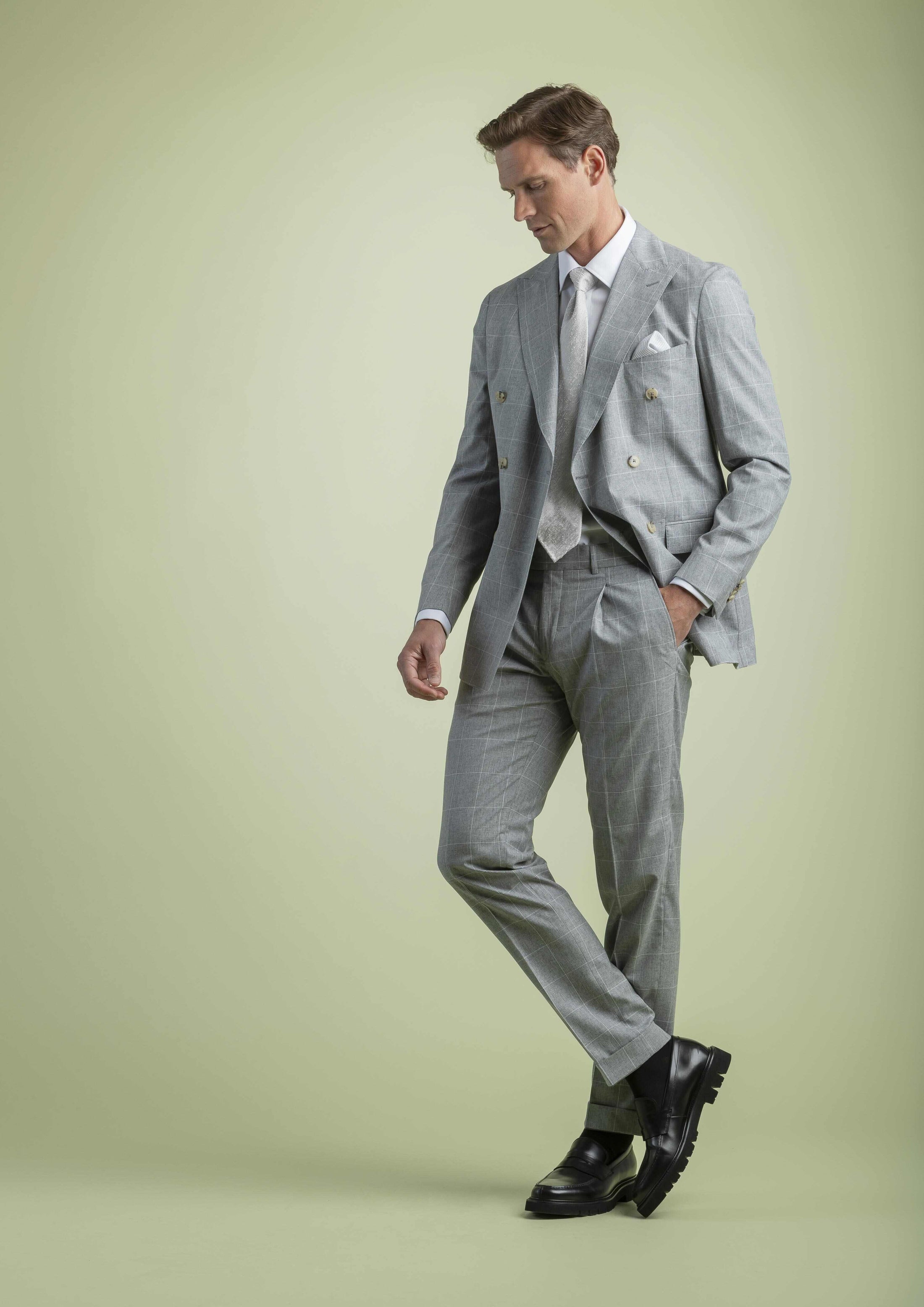 Scabal Official Store | Tailored menswear & luxury fabrics of England