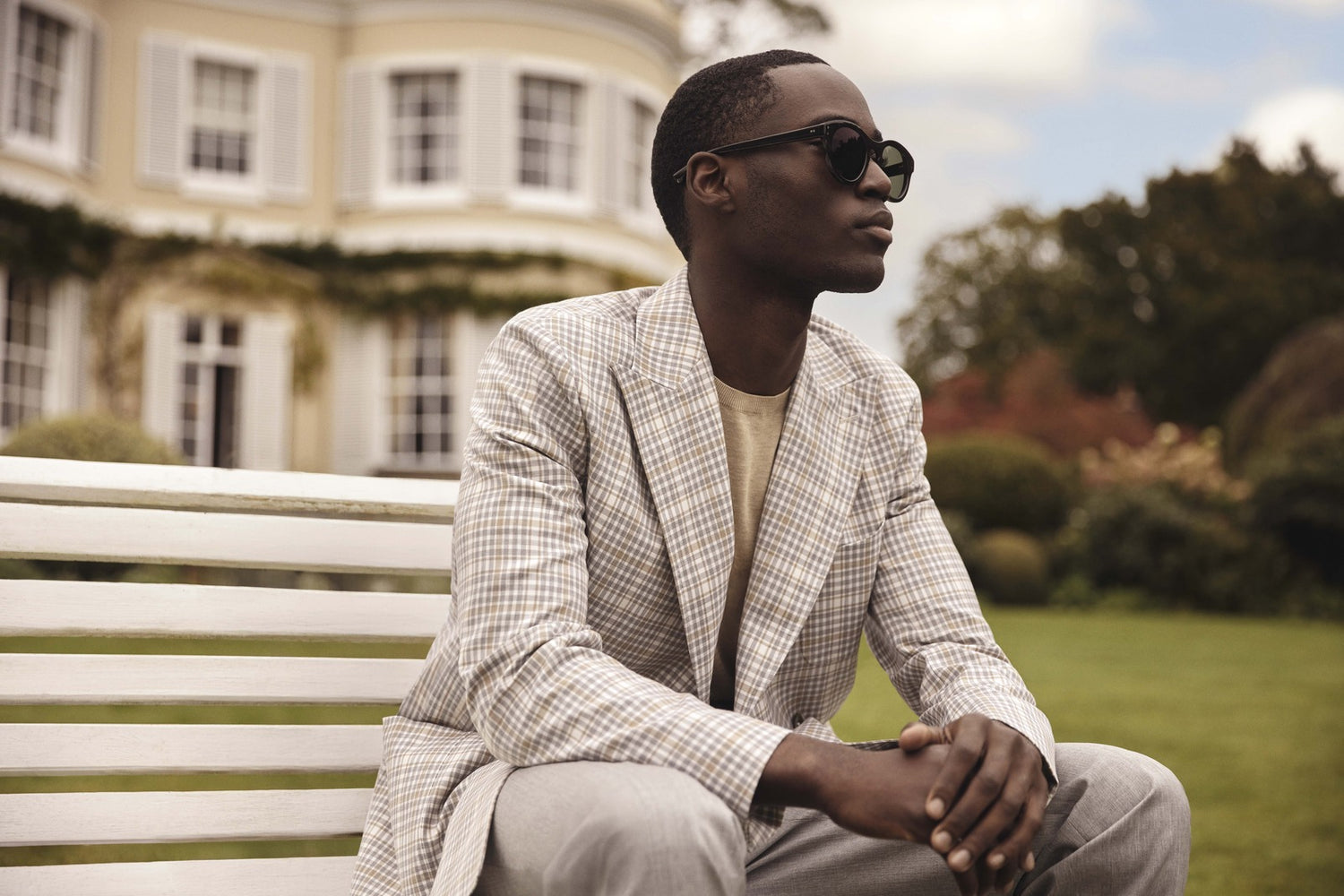 Scabal Official Store | Tailored menswear & luxury fabrics of England